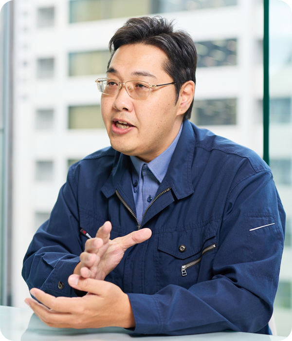 先輩社員紹介〈営業部〉 | 採用情報 | 日本ビジネス機器株式会社、LAN工事、電話工事、電気工事、通信工事